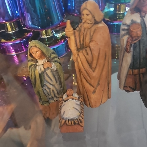 Silvestri | Holiday | Silvestri Nativity Scene Figurines Green And ...